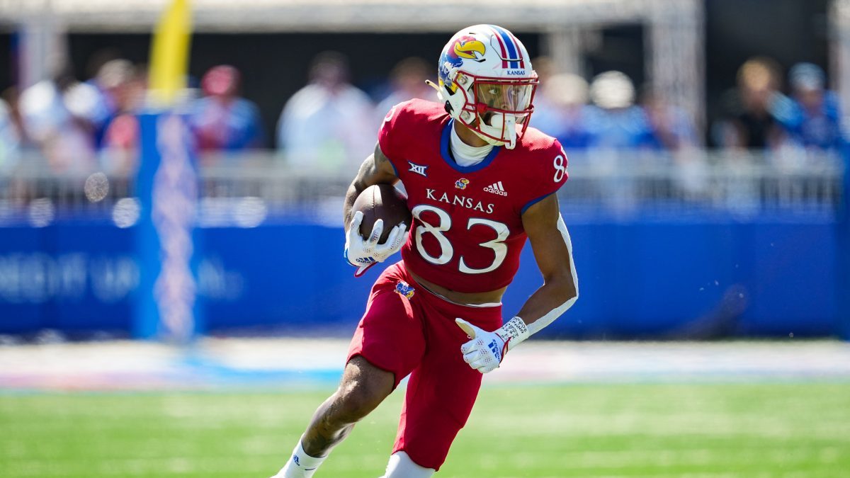 Kansas WR Quentin Skinner Makes The Best Catch You'll See All Year
