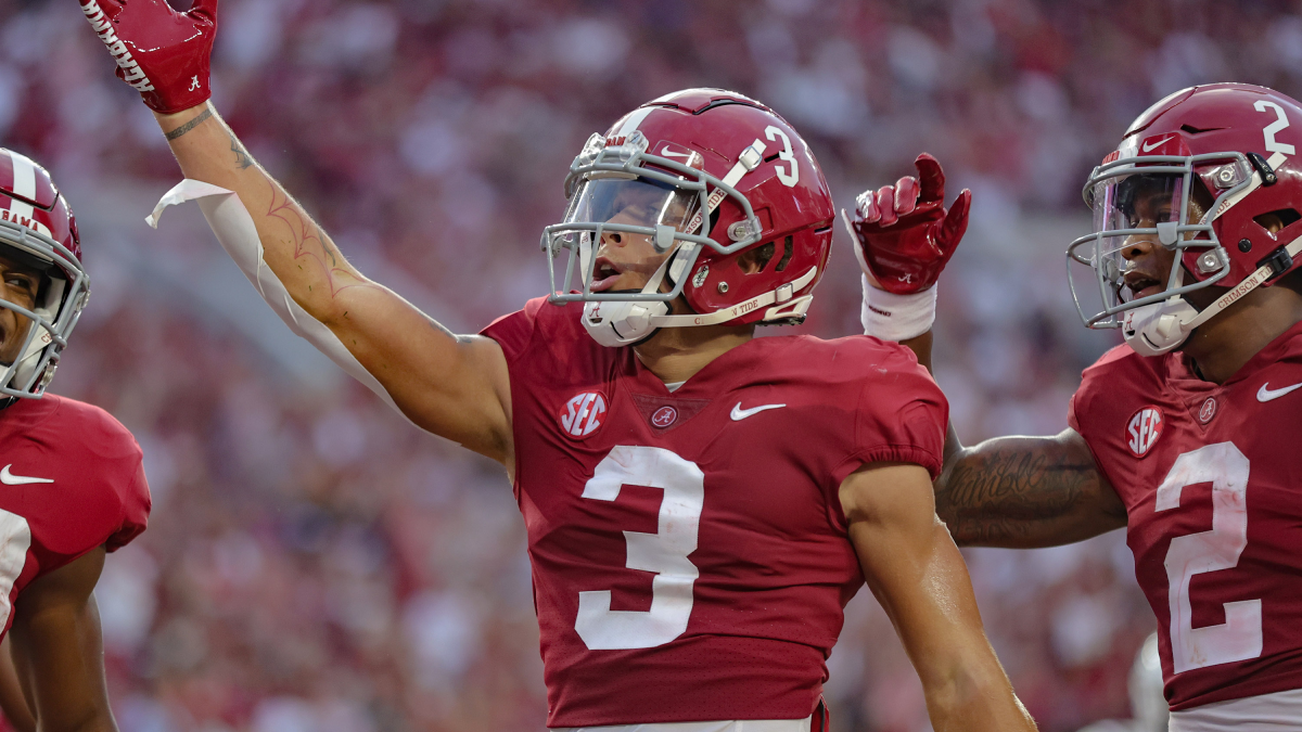 Alabama WR Under Fire For Appearing To Push Female Fan After Game