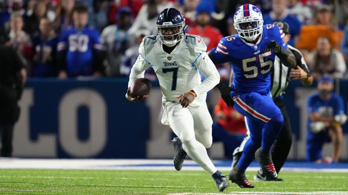 Titans Fans Are Fired Up Over Malik Willis Making His NFL Debut