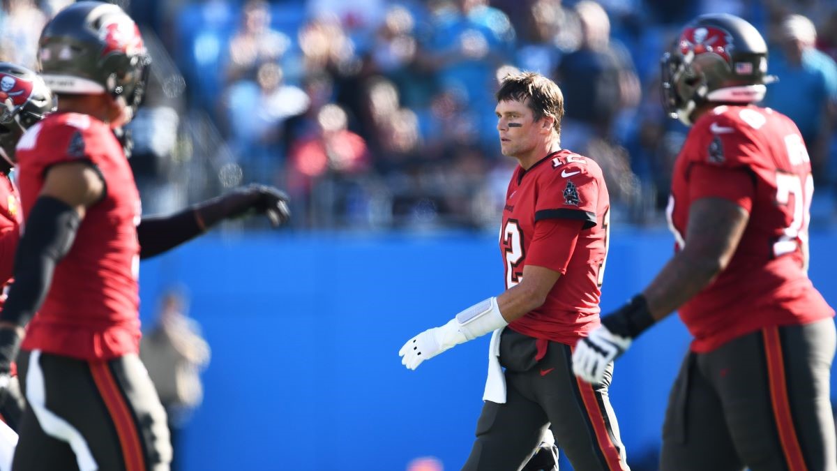 Phil Simms Blames Buccaneers' Struggles On Tom Brady's 'Distractions'