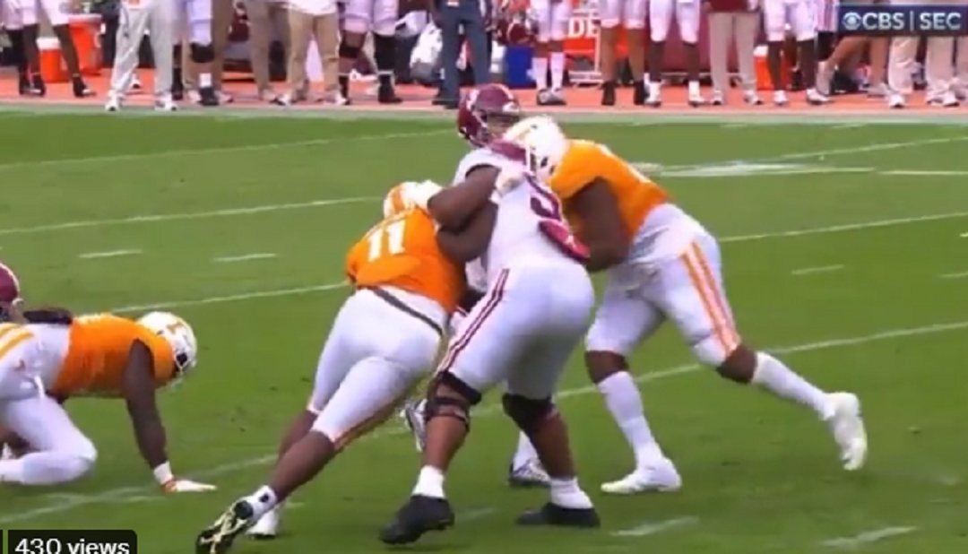 Bama Fans Angry After Bryce Young Takes Vicious Hit To The Head ...
