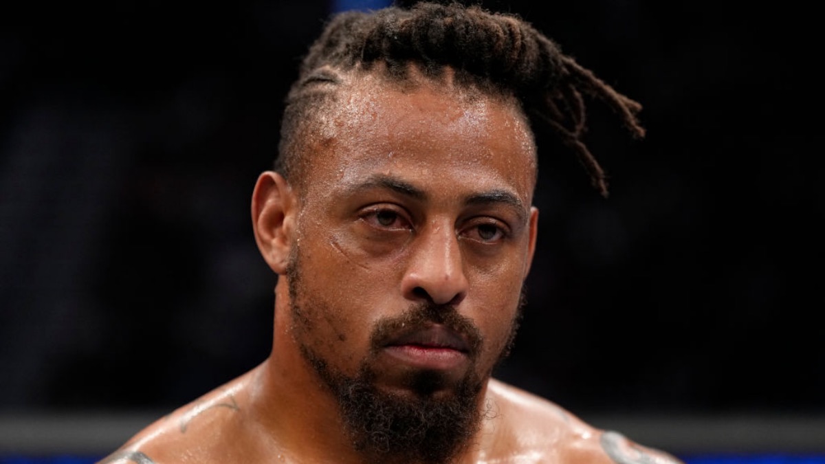Former NFL Player Greg Hardy Set To Make Boxing Debut