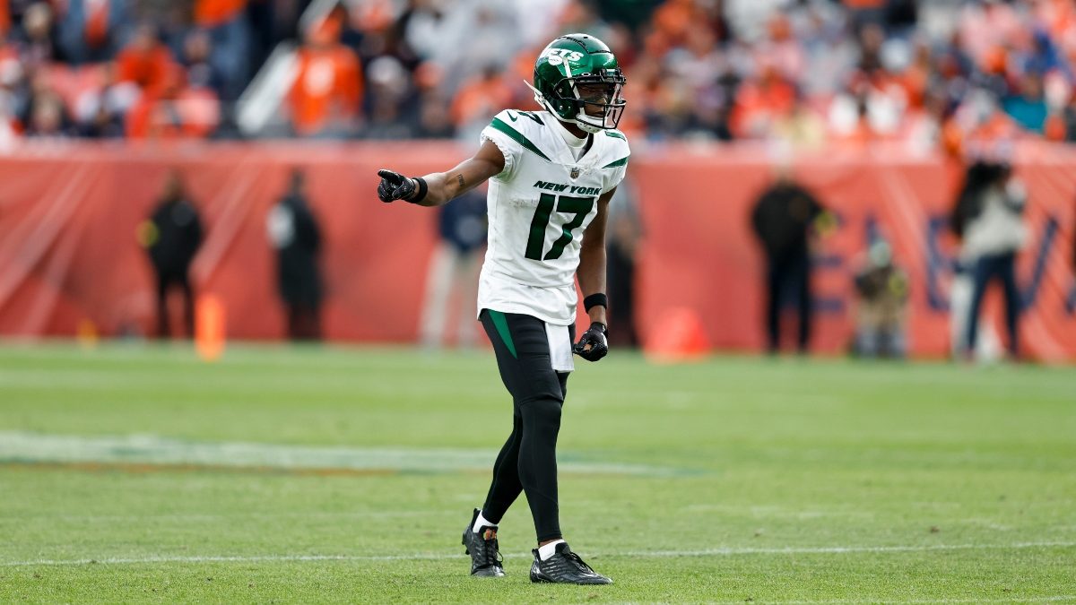 Jets WR Garrett Wilson Blasts Team After Another Zach Wilson Blunder