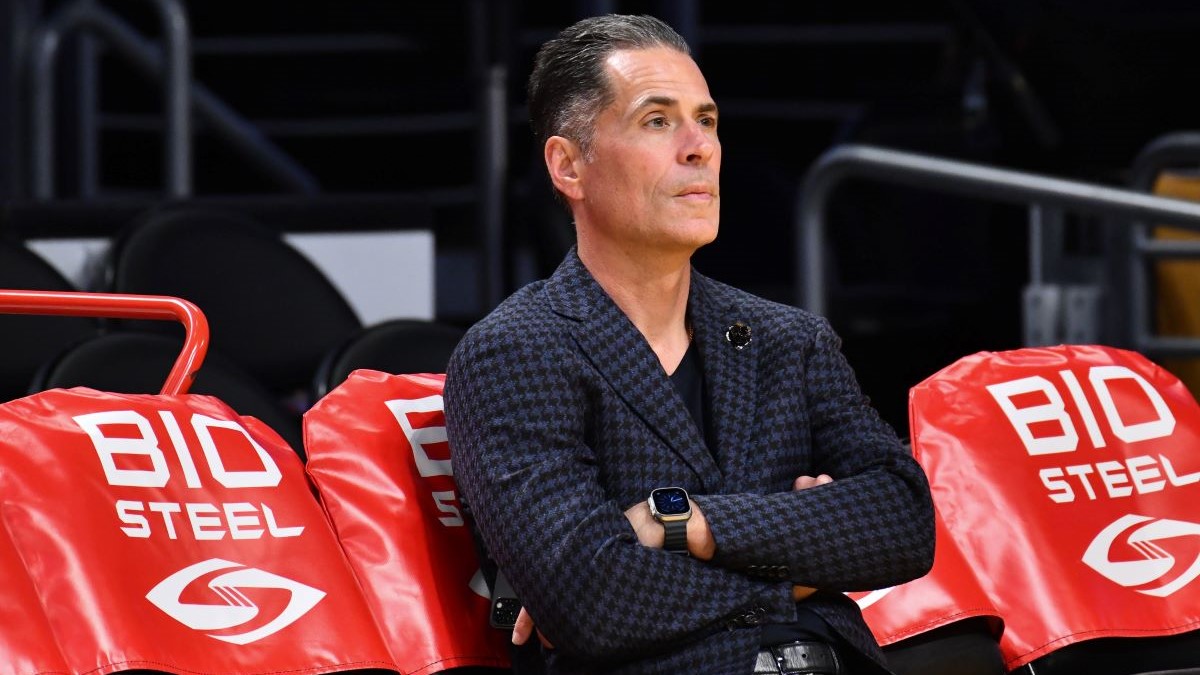 Basketball Fans Are Frying Lakers GM Rob Pelinka After Jazz Blowout