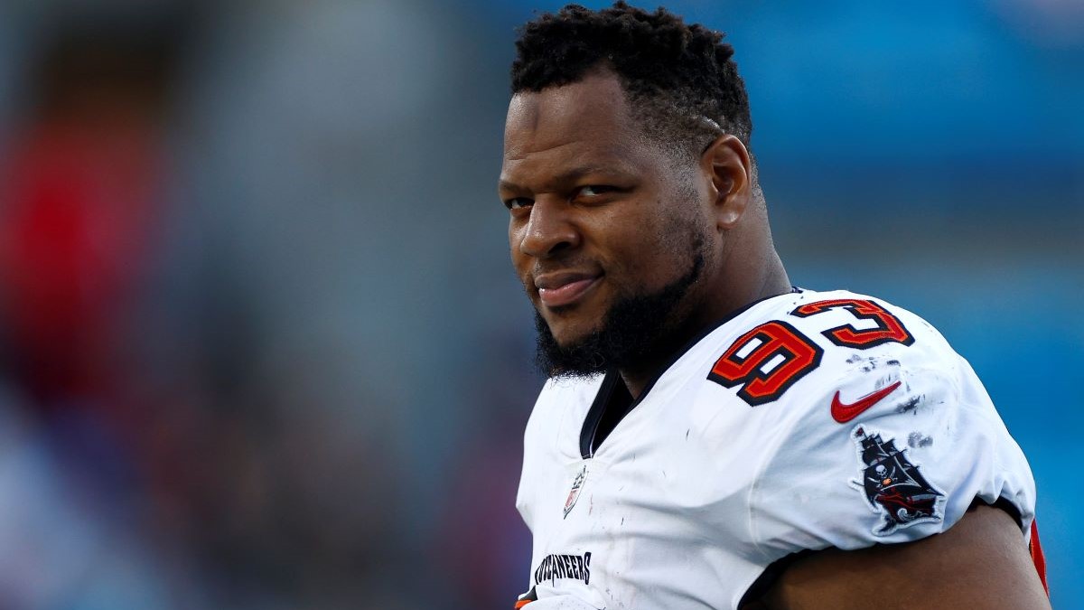 Eagles Fans Are Fired Up After Team Lands Suh In Free Agency