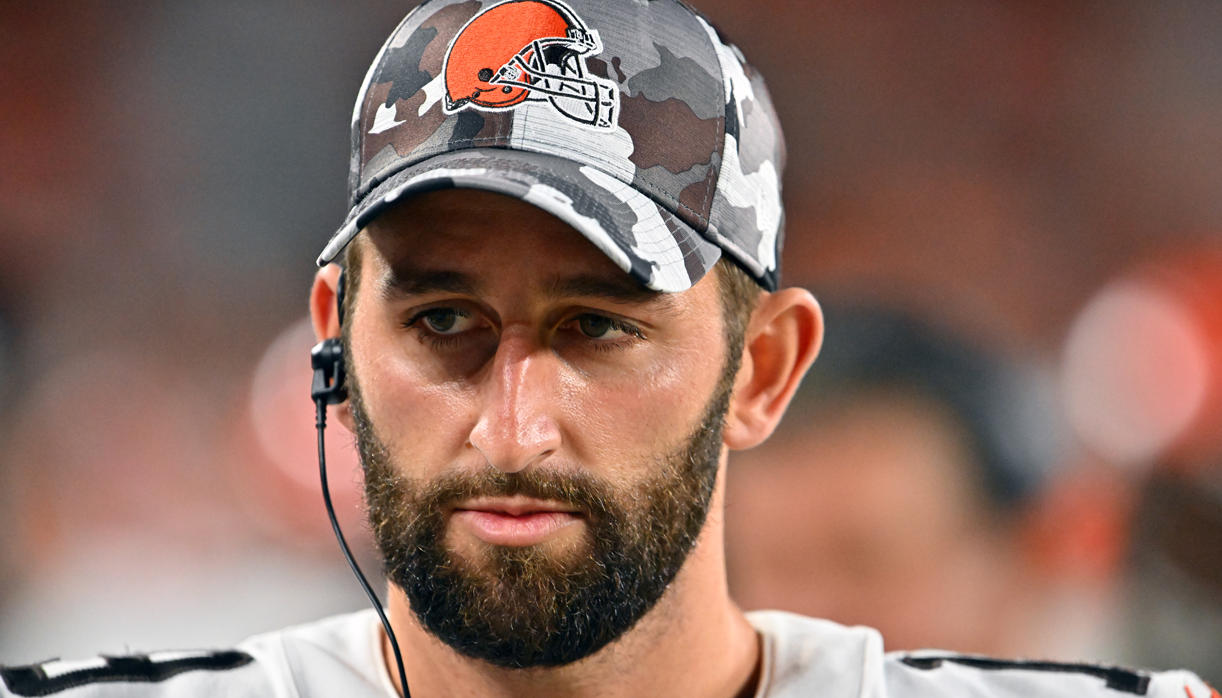 NFL Fans React To Josh Rosen Signing With His 7th Team In 4 Years