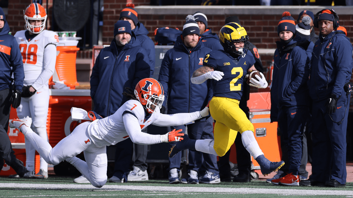 Michigan RB Blake Corum Shocks CFB World With Decision To Return