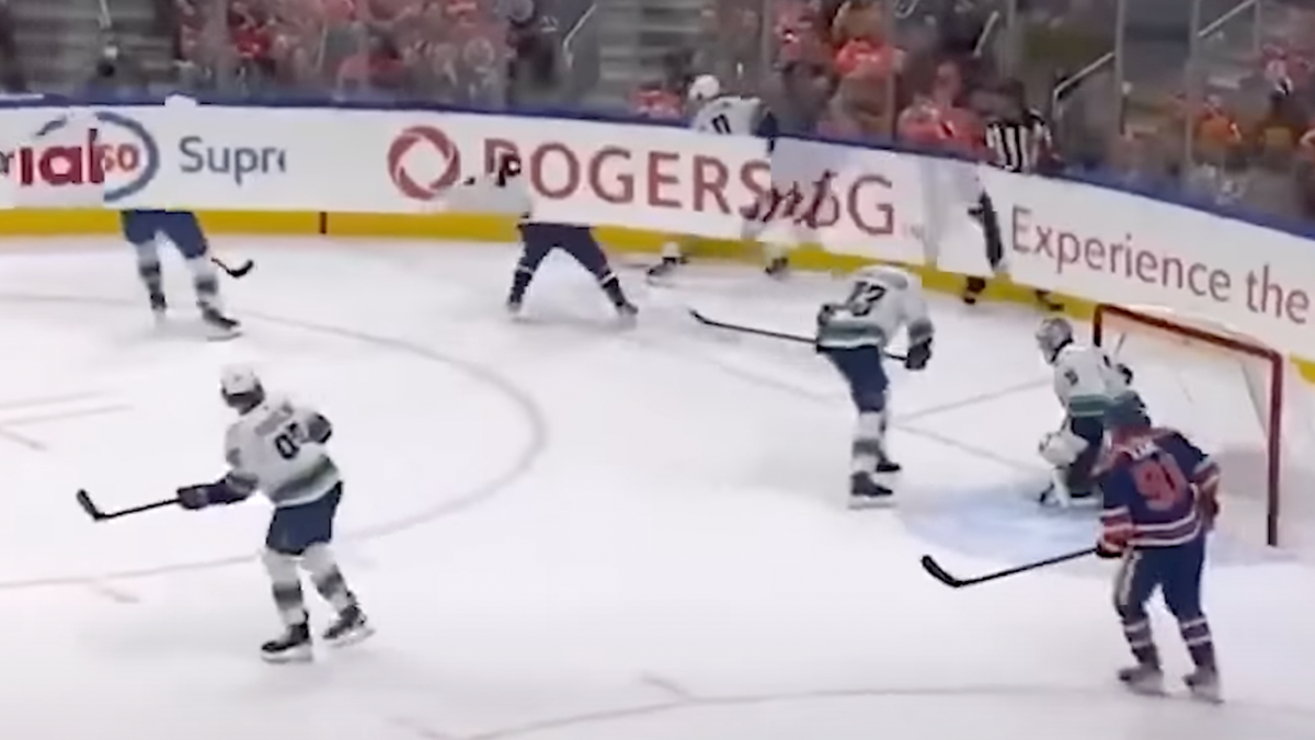 Digital Board Ads Could Trigger Seizures For NHL Fans With Epilepsy