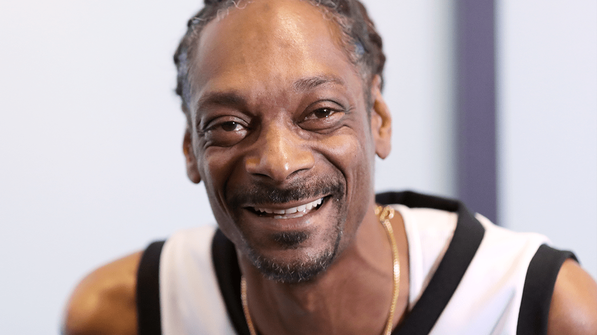 Video Shows 51-Year-Old Snoop Dogg Dunking A Basketball