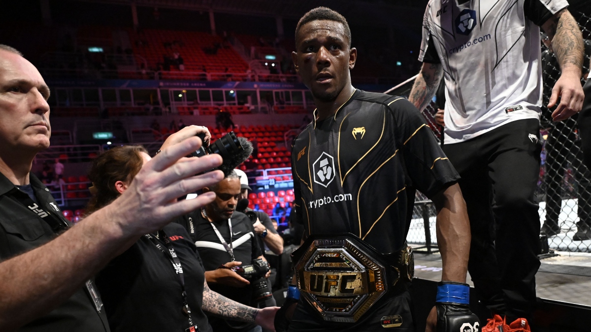 UFC Champ Jamahal Hill Wants All The Smoke