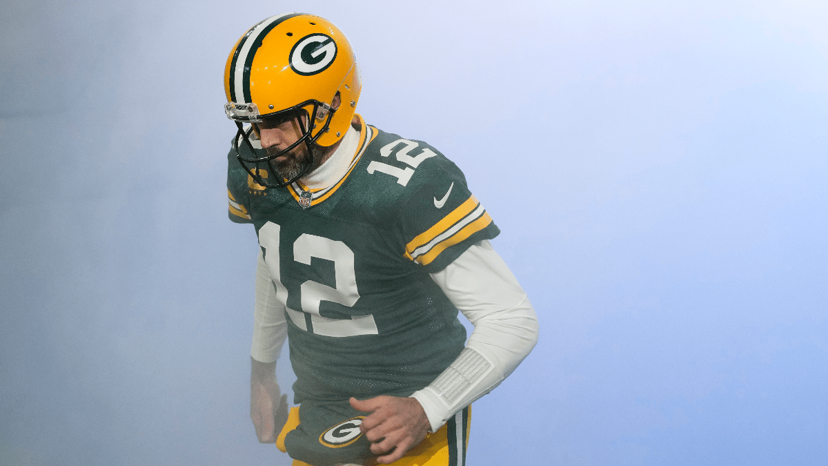 Aaron Rodgers Emerges From Oregon Cave After Darkness Retreat