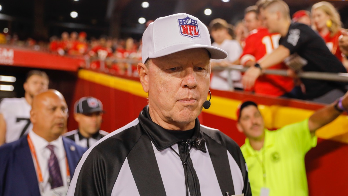 NFL Referee Who Called Key Holding Penalty Explains His Call