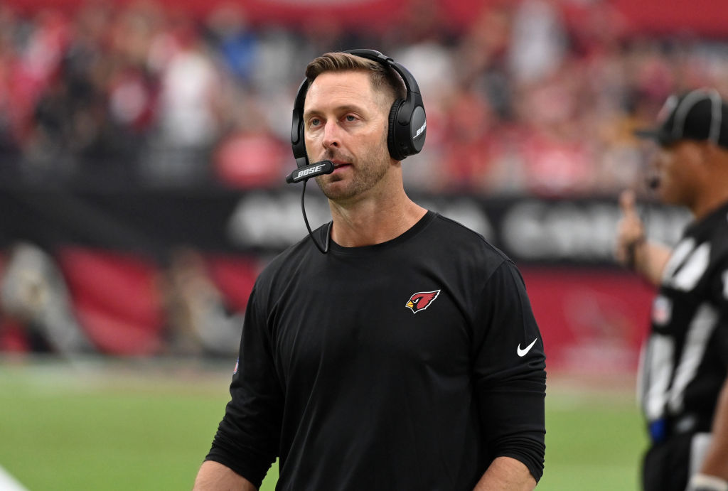 Kliff Kingsbury's Model Girlfriend Shares Stunning Beach Vacation Pics ...