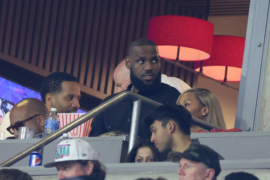LeBron James Gets Loudly Booed By Fans At Super Bowl - BroBible