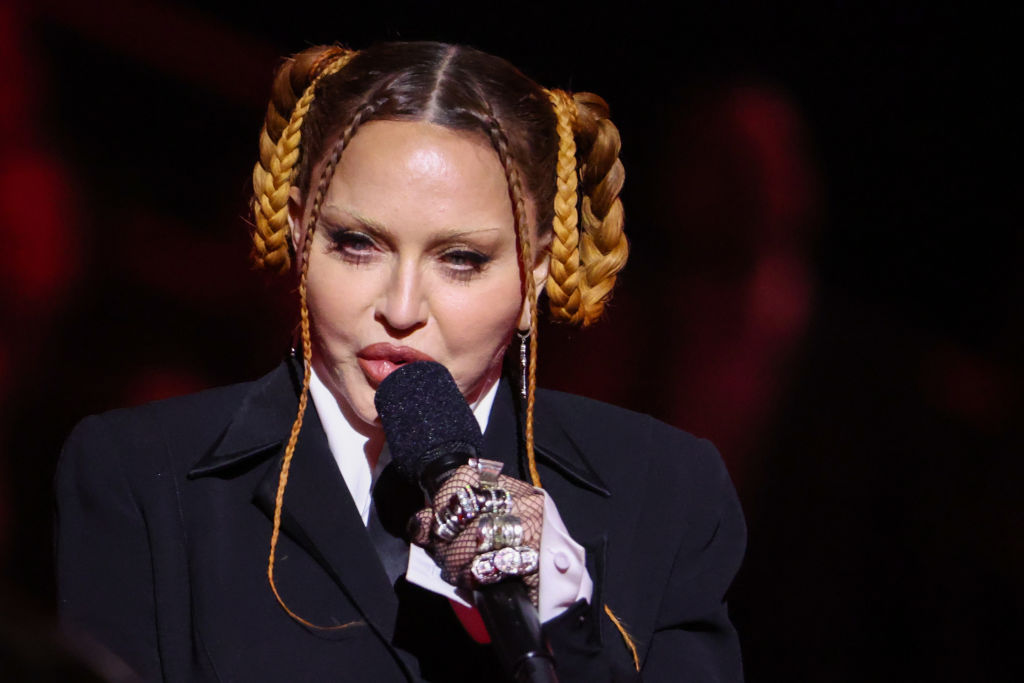 Madonna Reacts To People Making Fun Of Her Face During Grammys, Says It ...