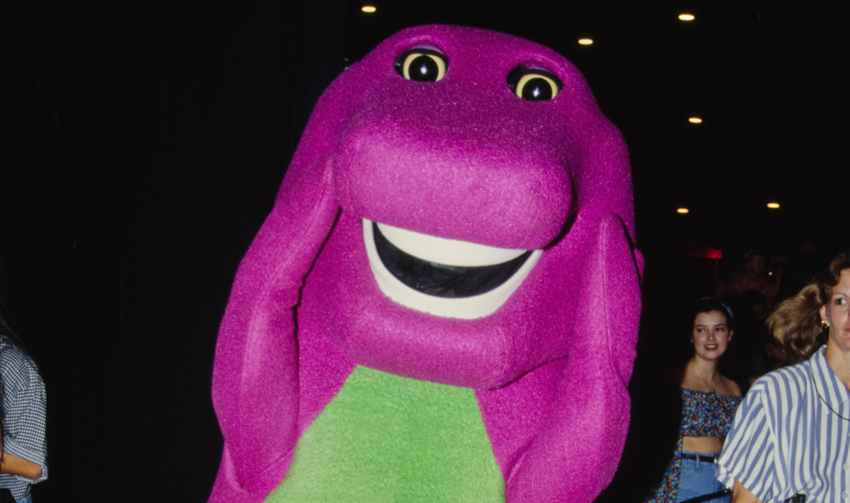 Barney The Dinosaur Has A New Look It's Freaking Out The Internet