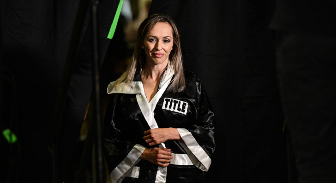 BKFC Fighter/Model Charisa Sigala's Revealing Outfit Goes Viral At ...