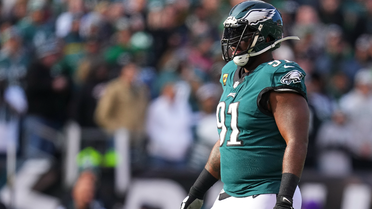 Fletcher Cox's 'Golden Girls' Look Ahead Of Super Bowl LVII Goes Viral