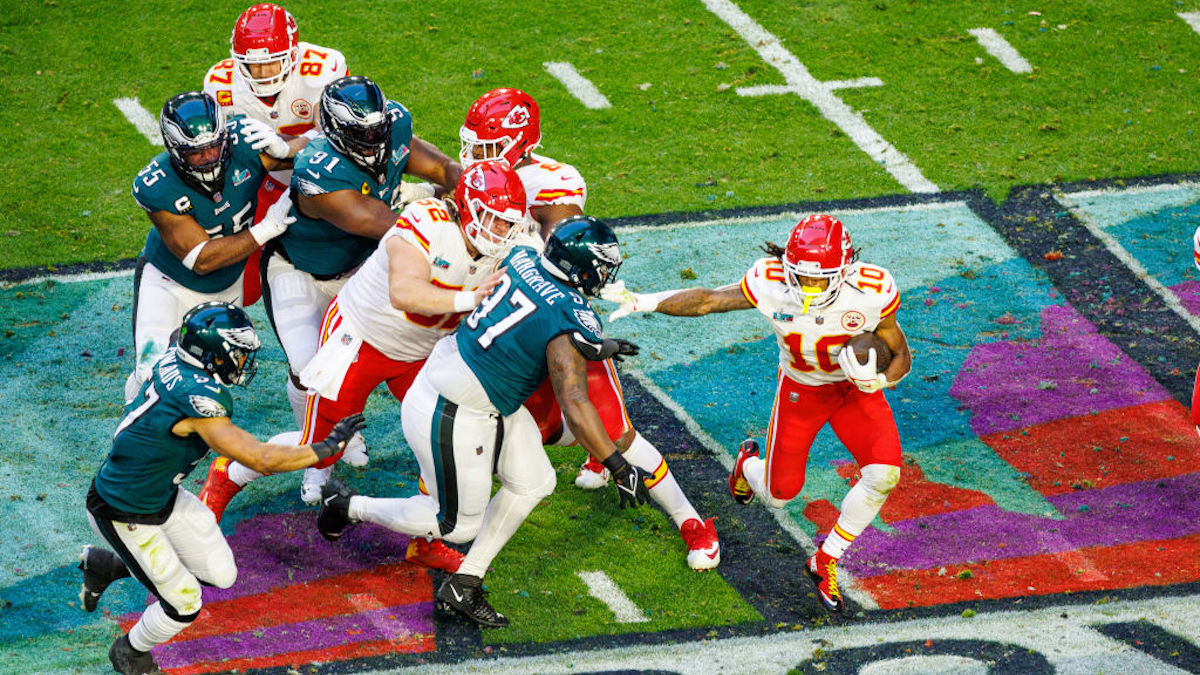 The NFL World Can't Get Over How Hard Chiefs RB Isiah Pacheco Runs