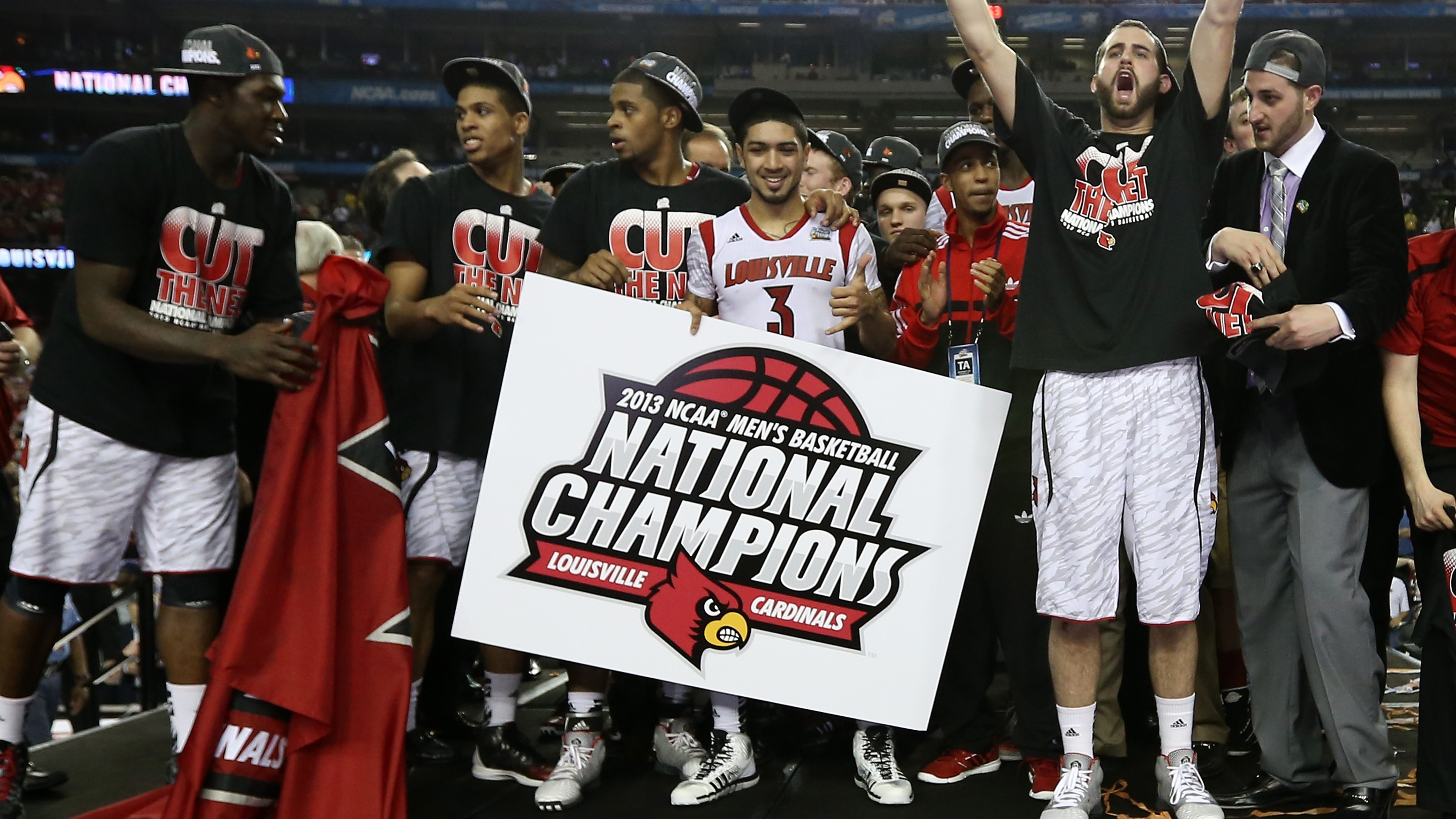 Louisville Using Interest Banner To Honor Vacated National Championship