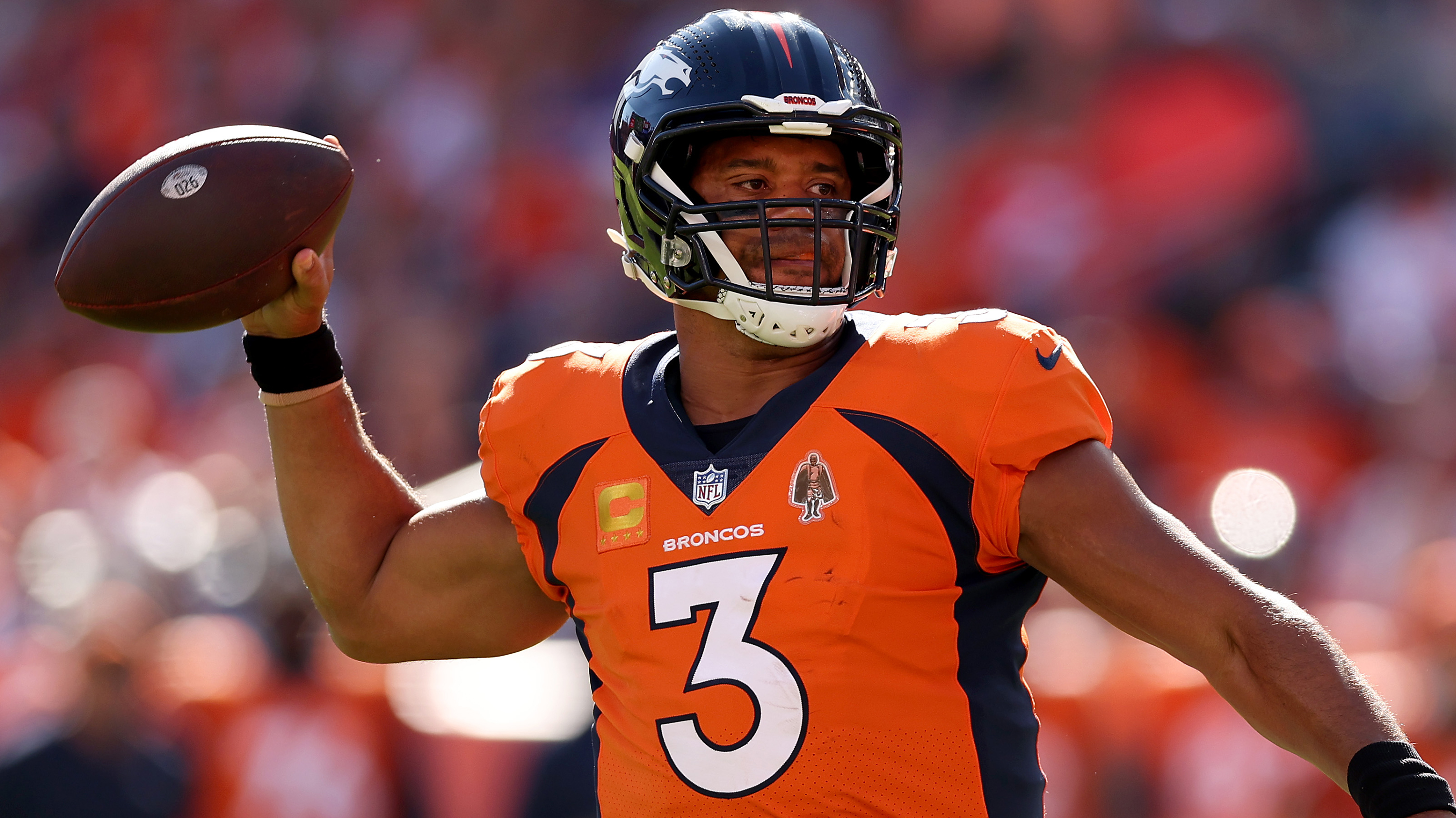 Tariq Woolen Compares Russell Wilson's Physique To 'A Sack Of Potatoes'