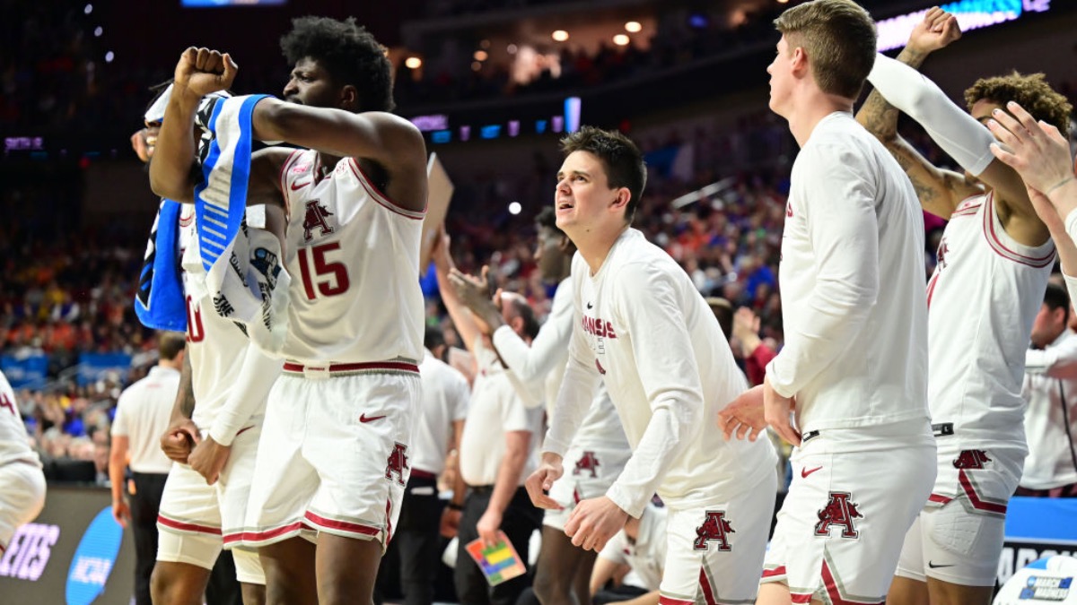 College Basketball Coach Rips Shirt Off After Big NCAA Tournament Upset