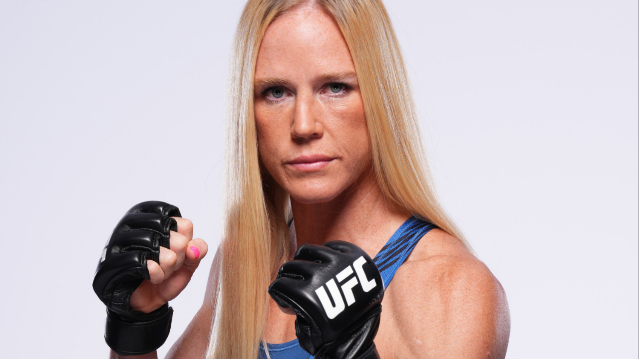UFC Star Holly Holm Looks Absolutely Ripped In Viral Workout Video ...