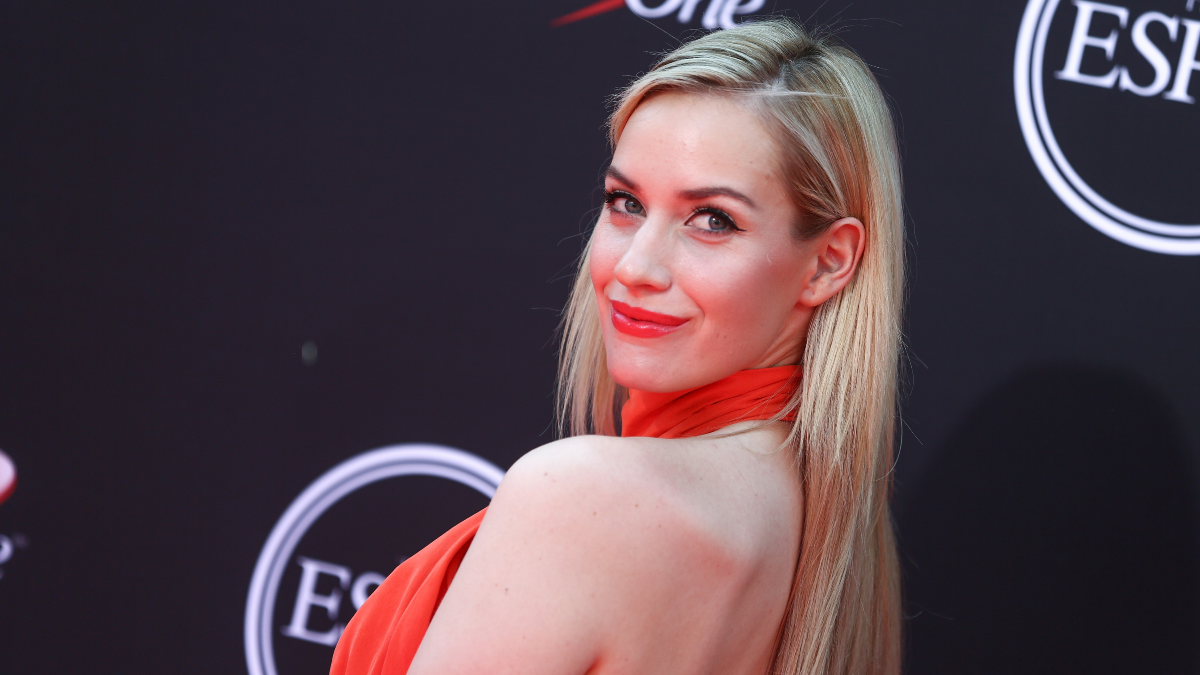 Paige Spiranac Goes Viral In Latest Instagram Reel Giving Golf Tip