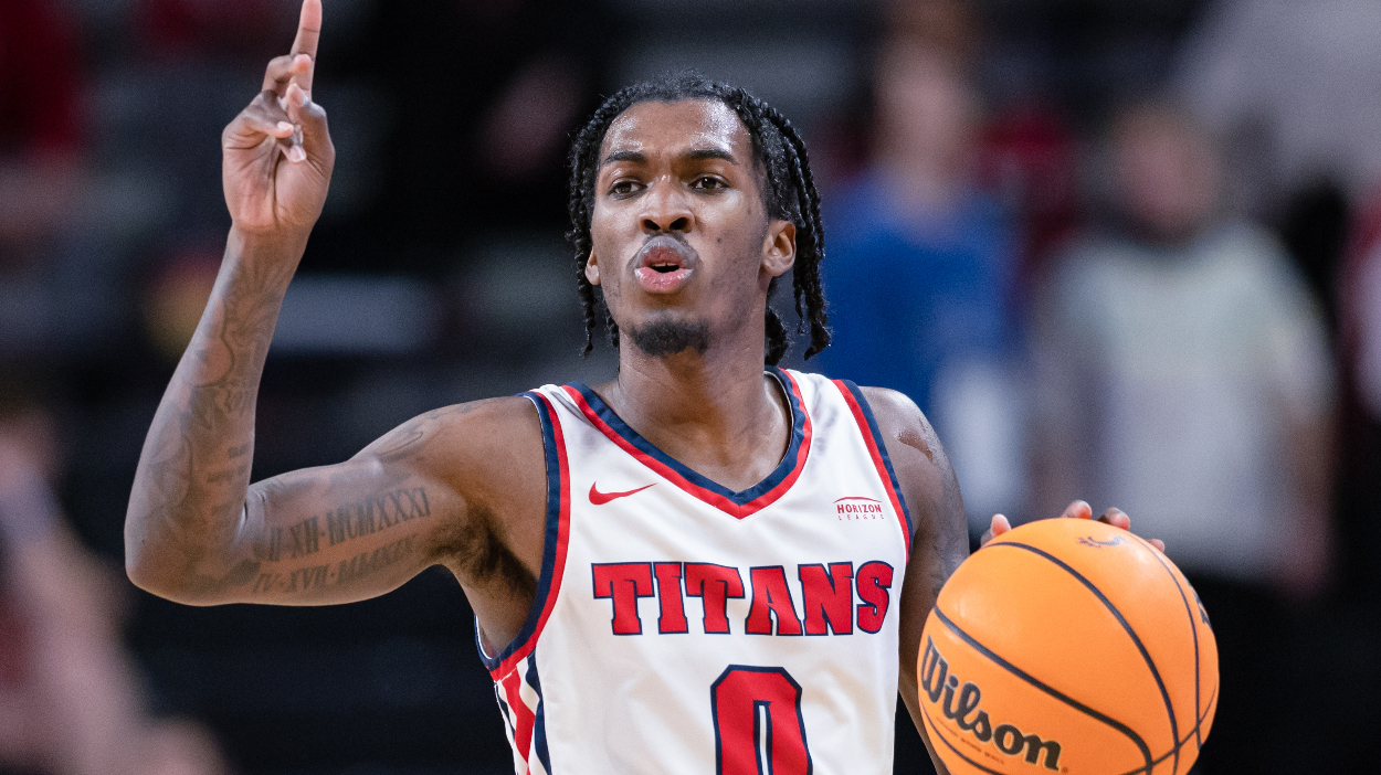 Antoine Davis' Team Explores Options As He Eyes NCAA Scoring Mark