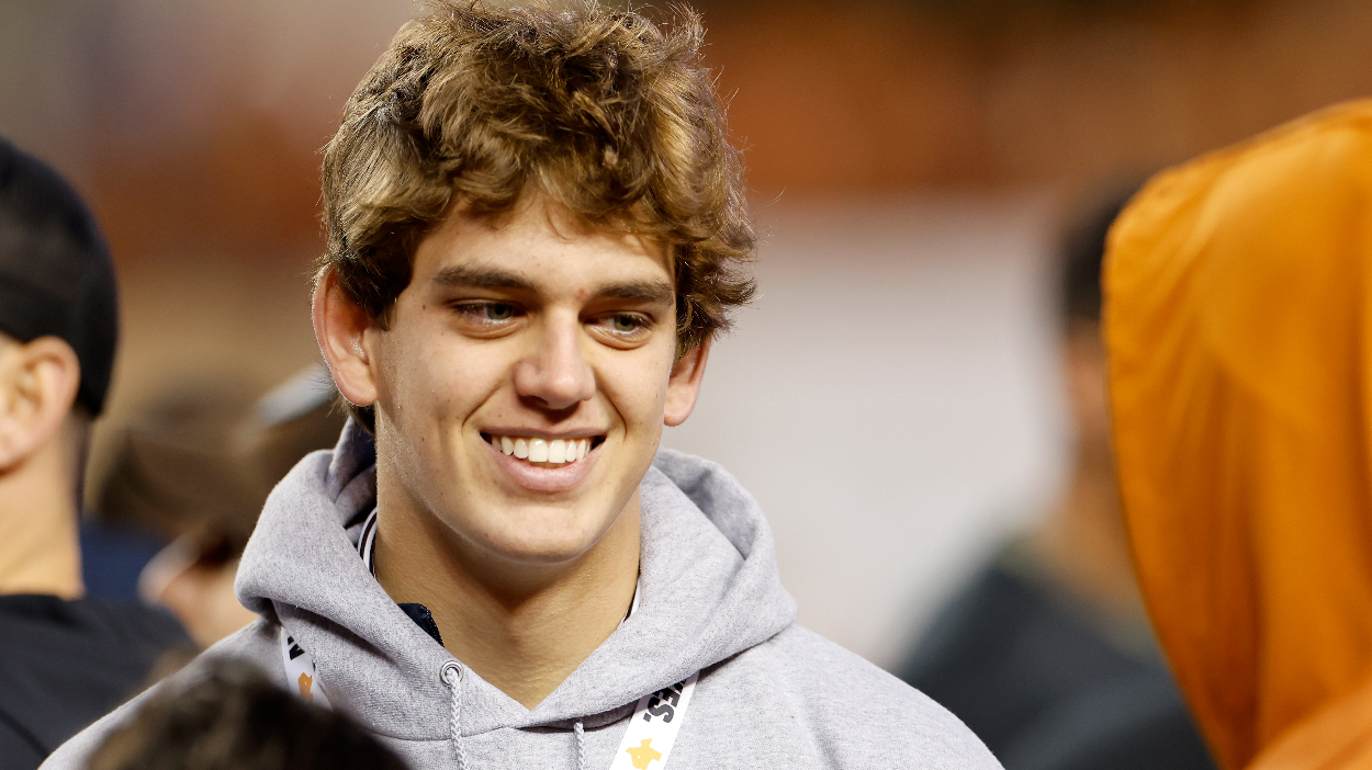 Texas Fans Flood Social Media After Arch Manning's 1st Practice