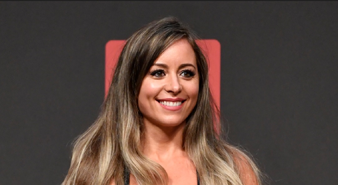 UFC Ring Girl Carly Baker Stuns While Trying On Different Outfits In ...