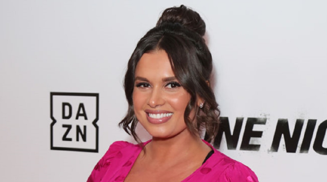 FS1 Host Joy Taylor's Vacation Beach Pics Go Viral - BroBible