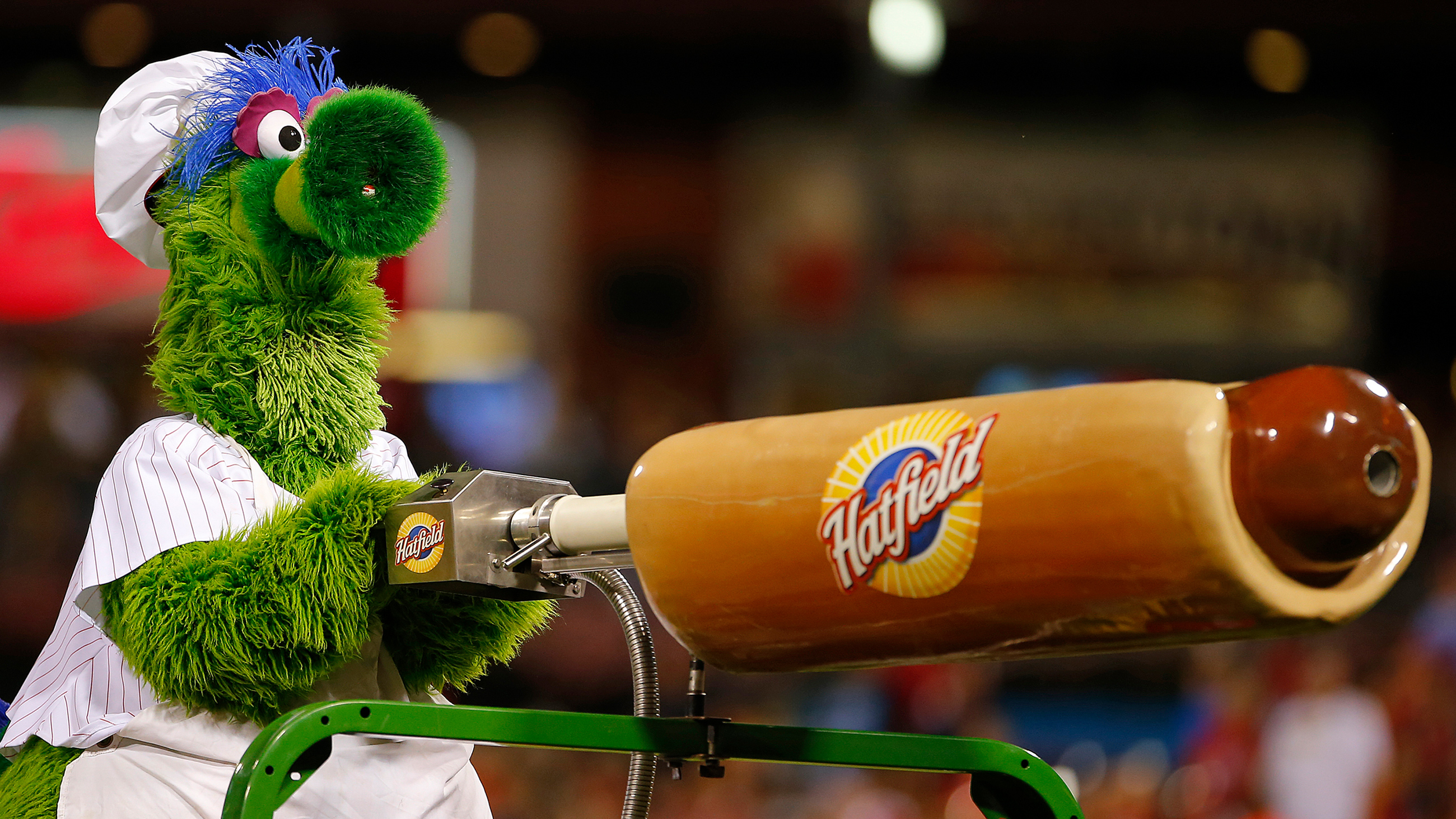 Phillies See $1 Hot Dog Night Devolve Into Chaos After Fans Rebel