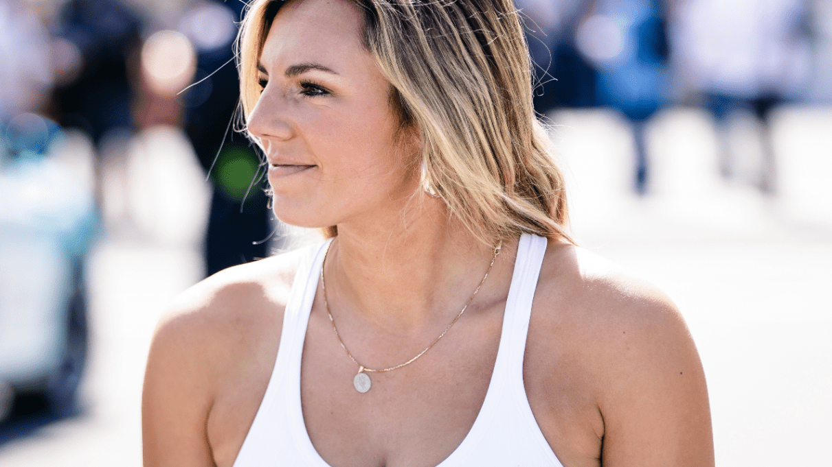 Fans Are Loving Annie Agar's Latest Viral Video