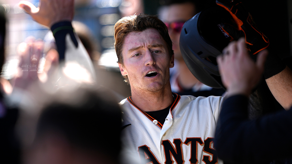 Giants OF Bryce Johnson Makes Insane Wall Colliding Snag