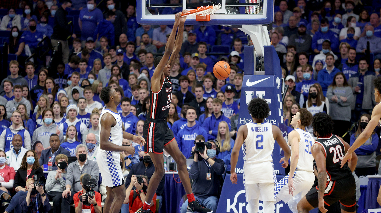 Nation's Tallest Player Jamarion Sharp Gaining Interest In Portal