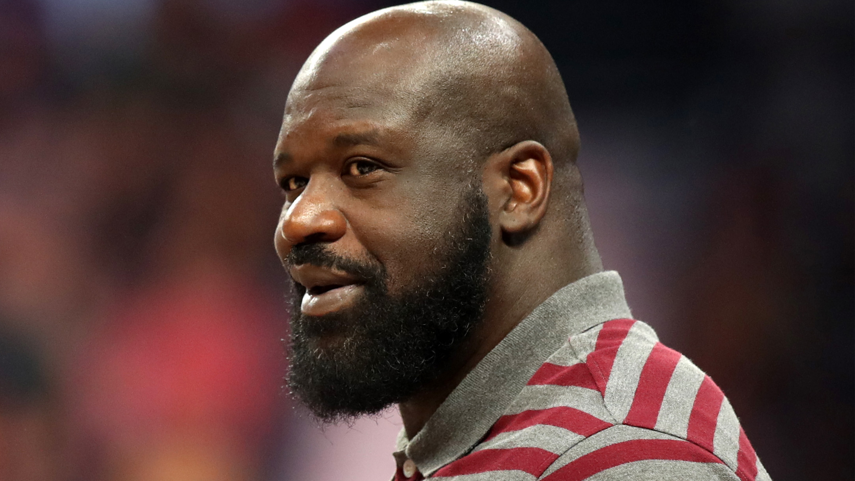 Shaq Gets Shoes For 6'10" 14-Year-Old With Huge Feet