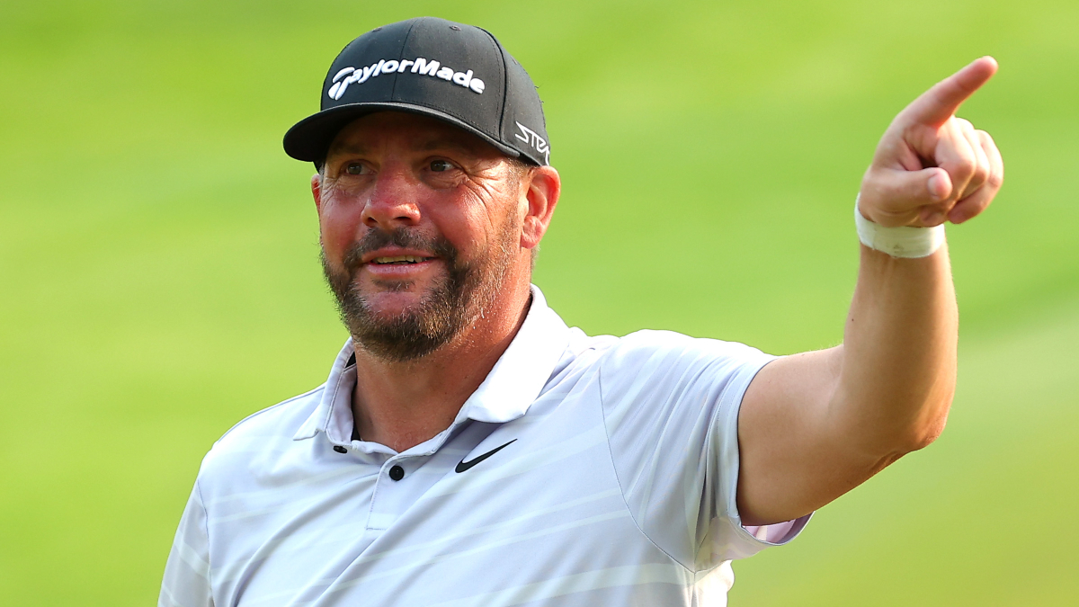 Watch Michael Block's Home Club Erupt After Insane Hole-In-One