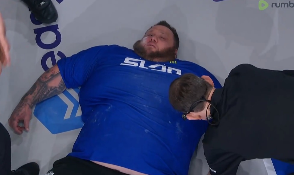 460-Pound 'Slap For Cash' Gets Knocked Out In Massive Super Heavyweight ...