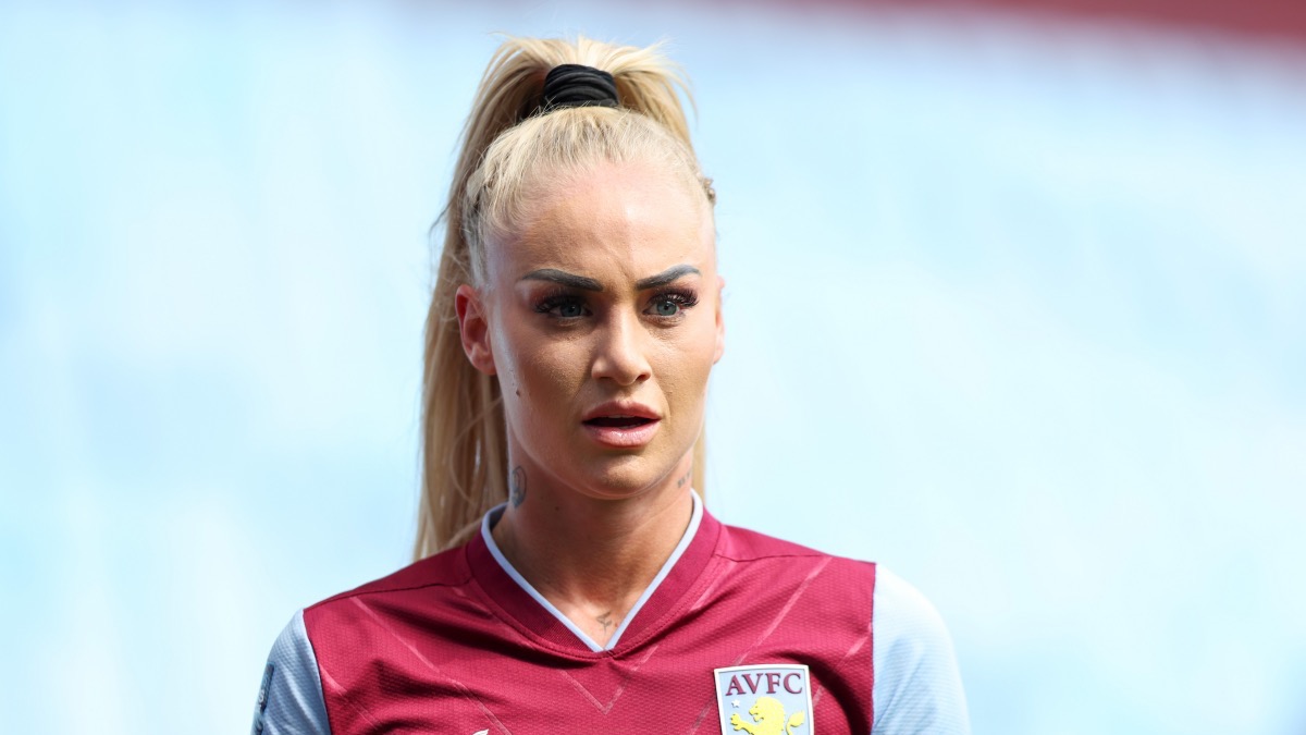 Soccer Star Alisha Lehmann Is European Social Media Sensation