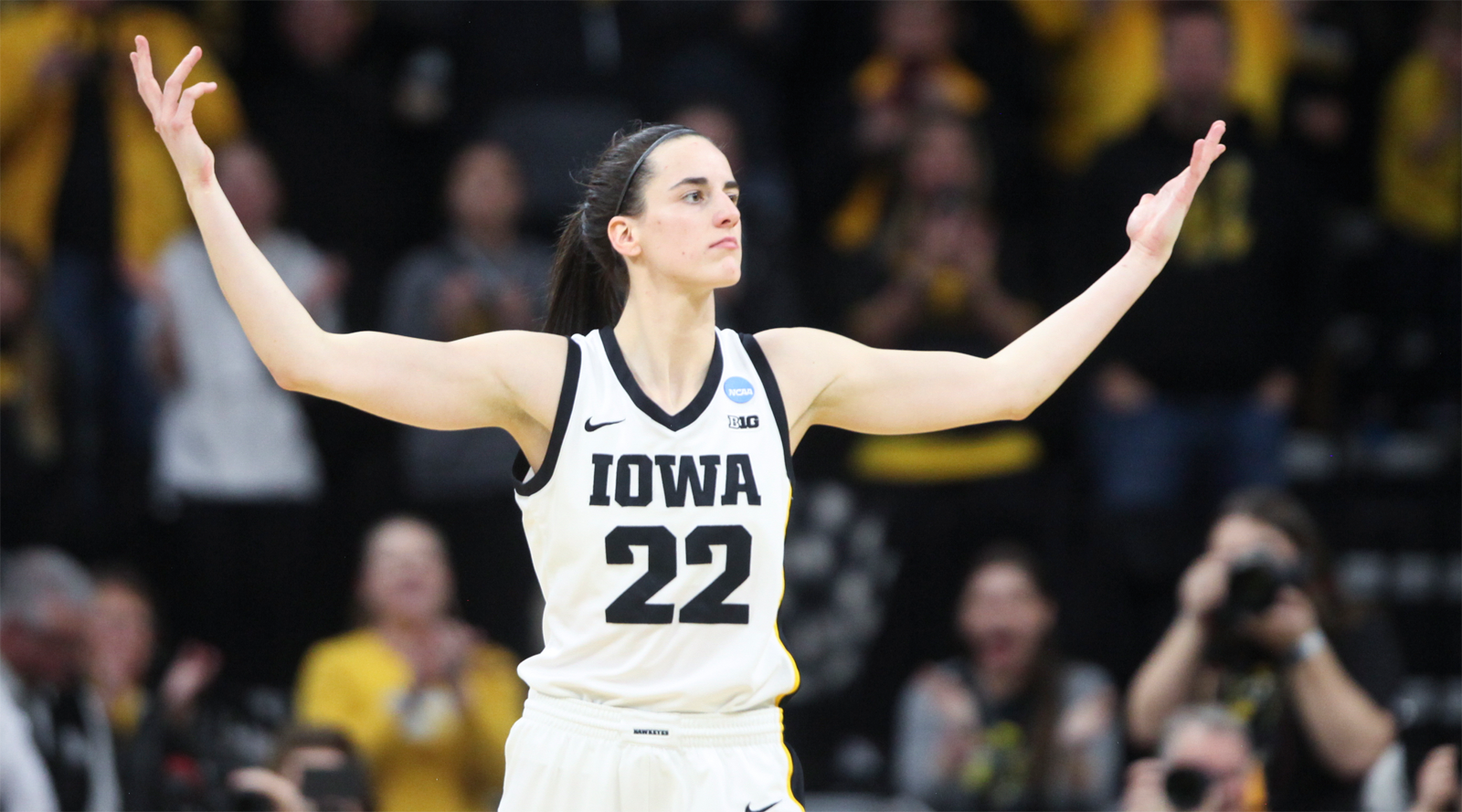 Caitlin Clark Shows Off Her Grueling Offseason Shooting Program