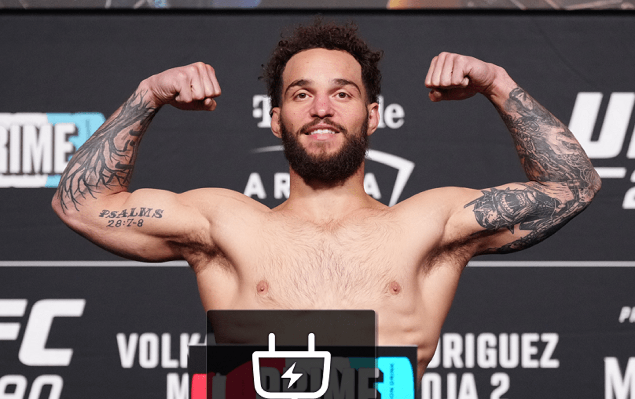 UFC Fighter's Life Potentially Saved After Doctors Discover Rare Brain ...