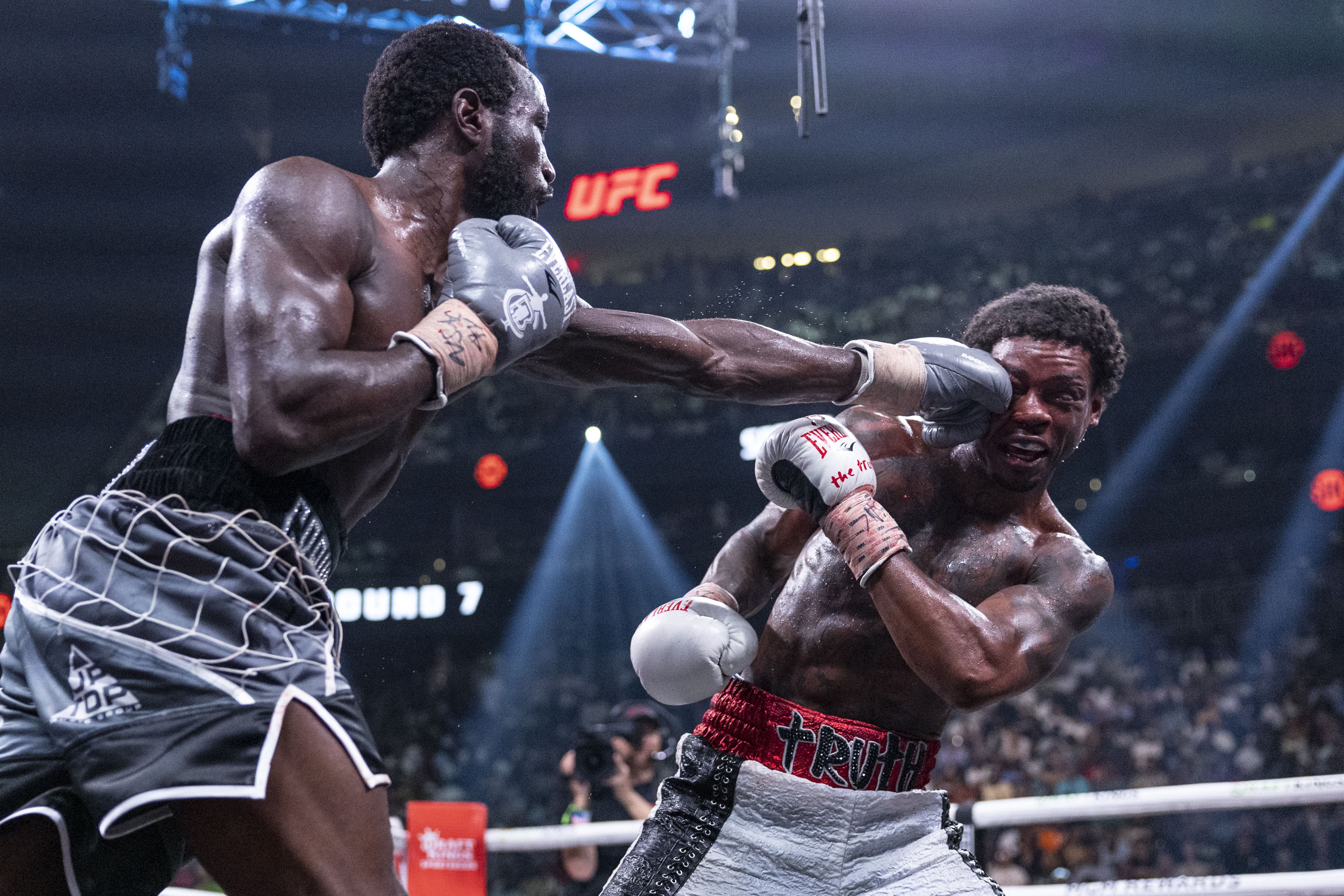 Close-Up Photos Of Errol Spence's Swollen Face Shows How Badly He Was ...