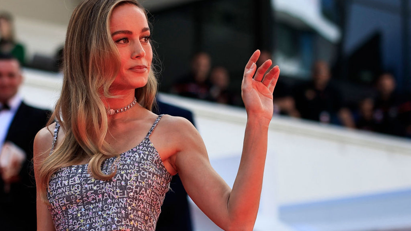 Brie Larson Wows In Low-Cut Yellow Dress Selfie