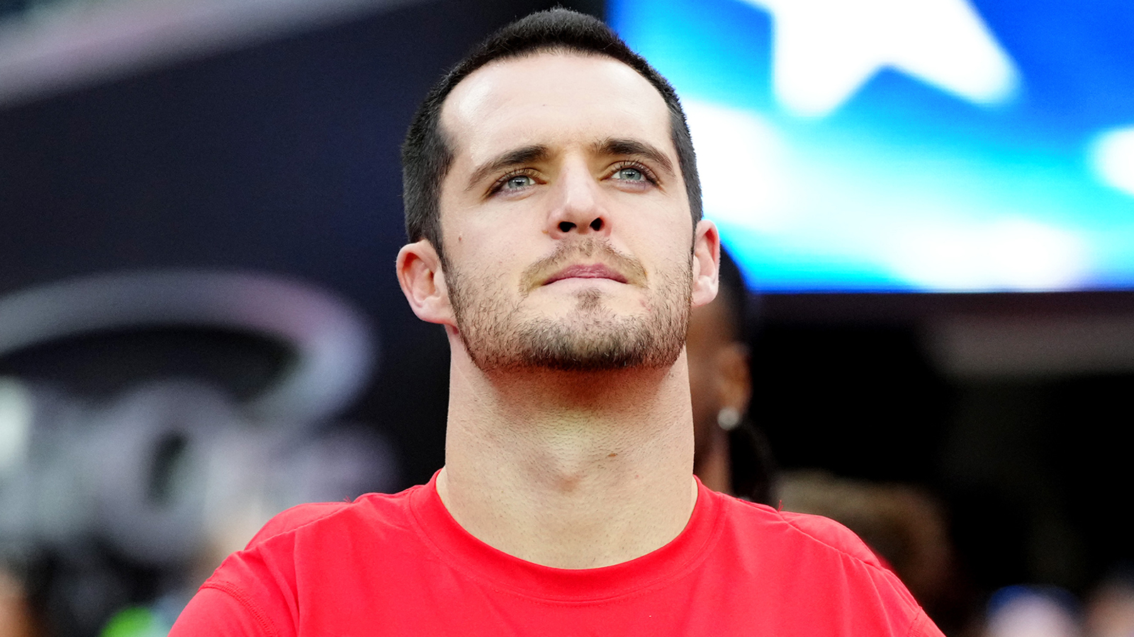 Derek Carr Goes Viral For Looking Jacked At Training Camp