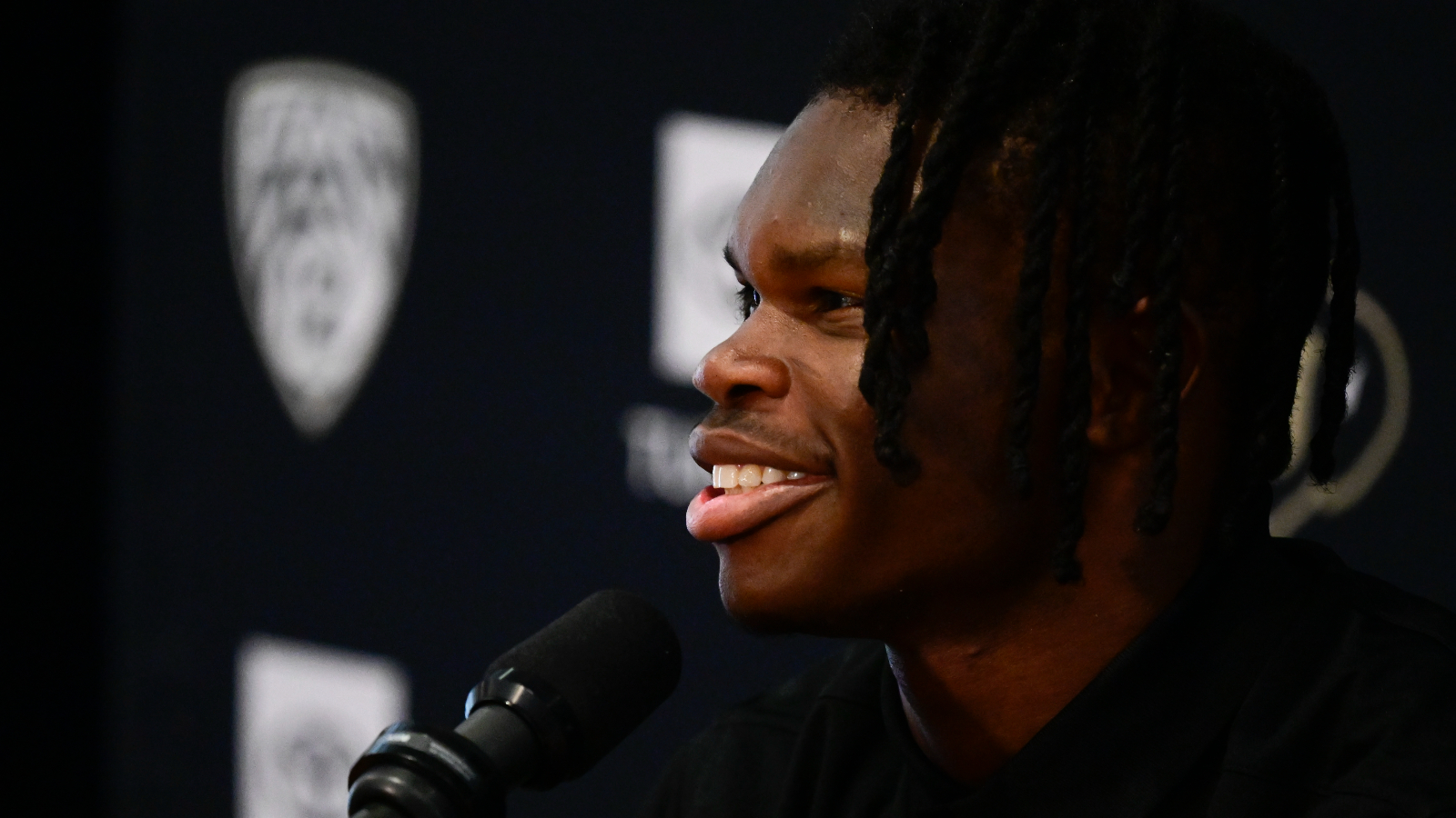 Travis Hunter's Ridiculous Contested Catch Has Fans Salivating