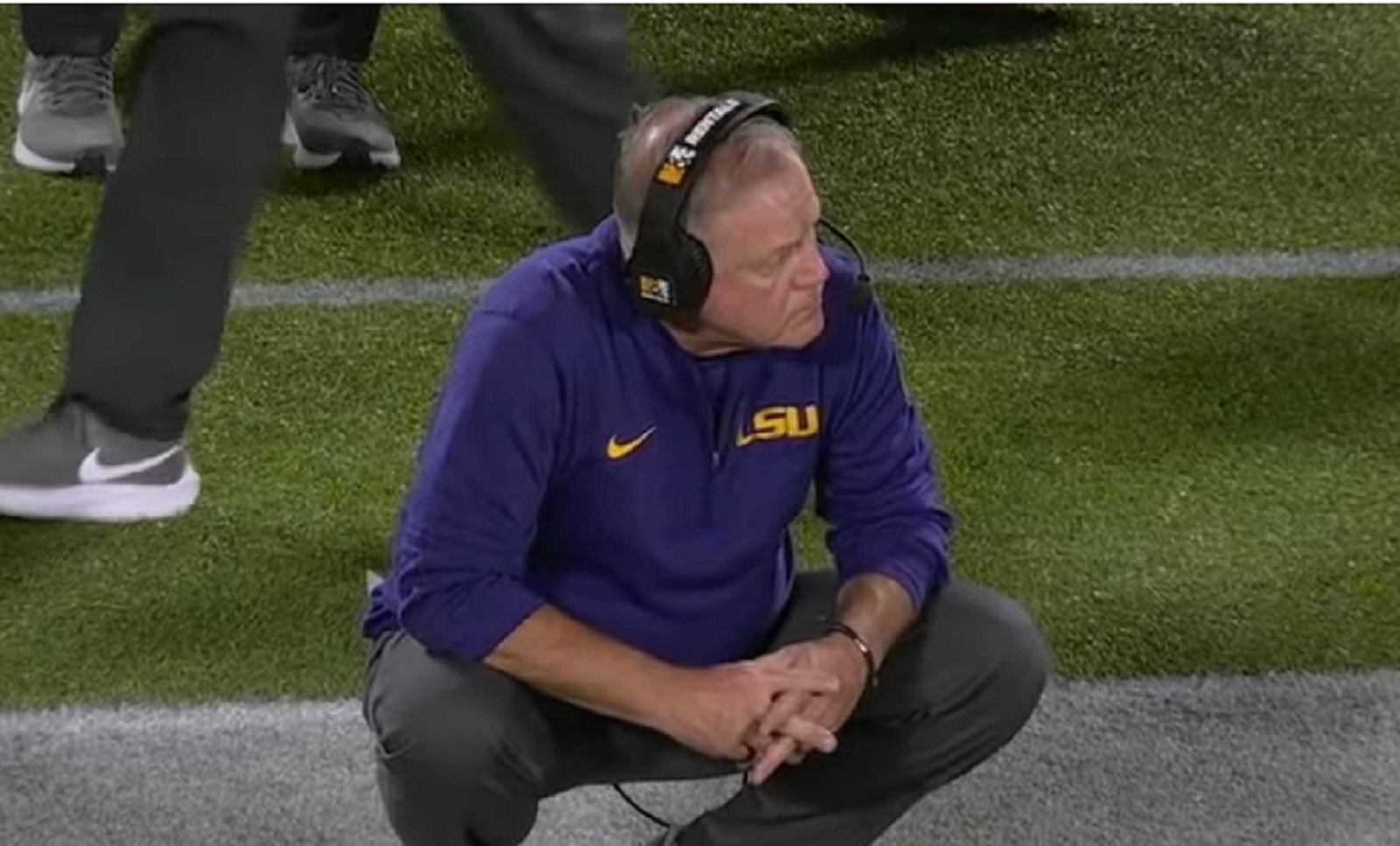 Brian Kelly Brutally Mocked By Fans After LSU Gets Beat Down By FSU ...