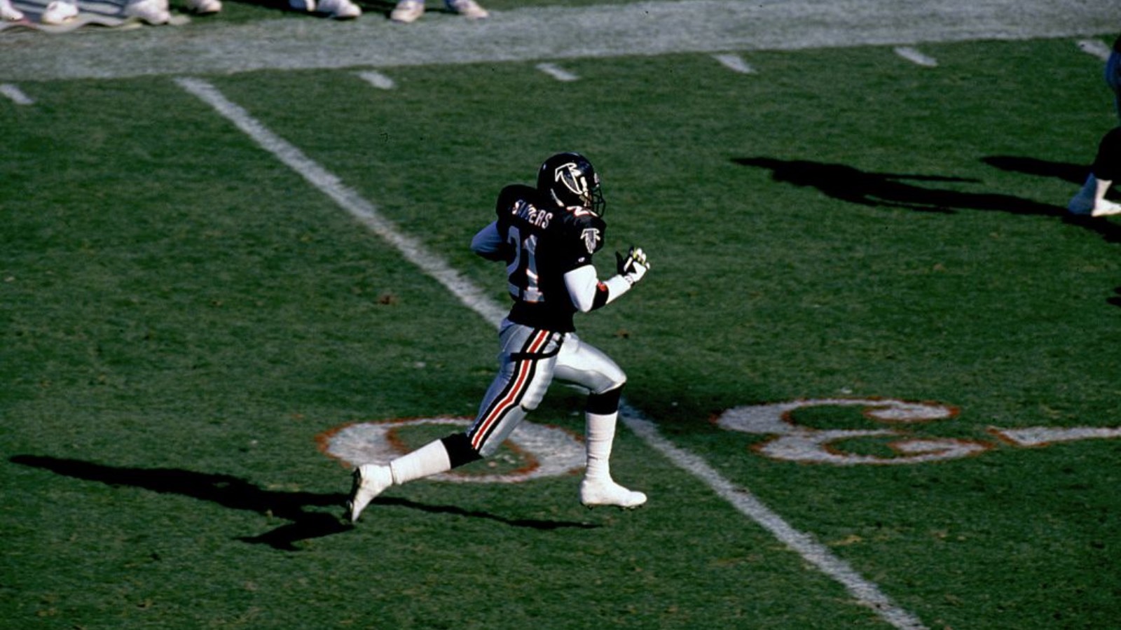 Deion Sanders Offered Teammates Lavish Gifts On Punt Returns