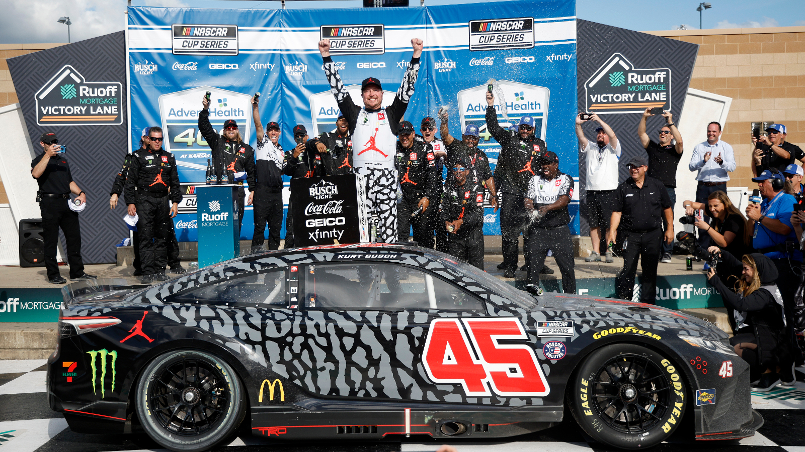 NASCAR Star Kurt Busch Shares Incredible Michael Jordan Story