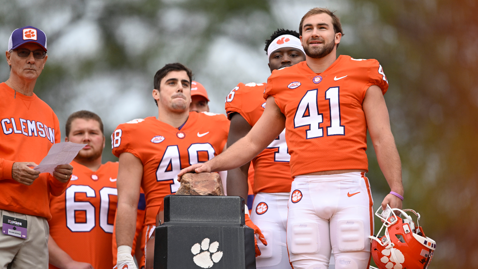 Clemson Fans Trash Kicker Jonathan Weitz For Miss Vs. FSU